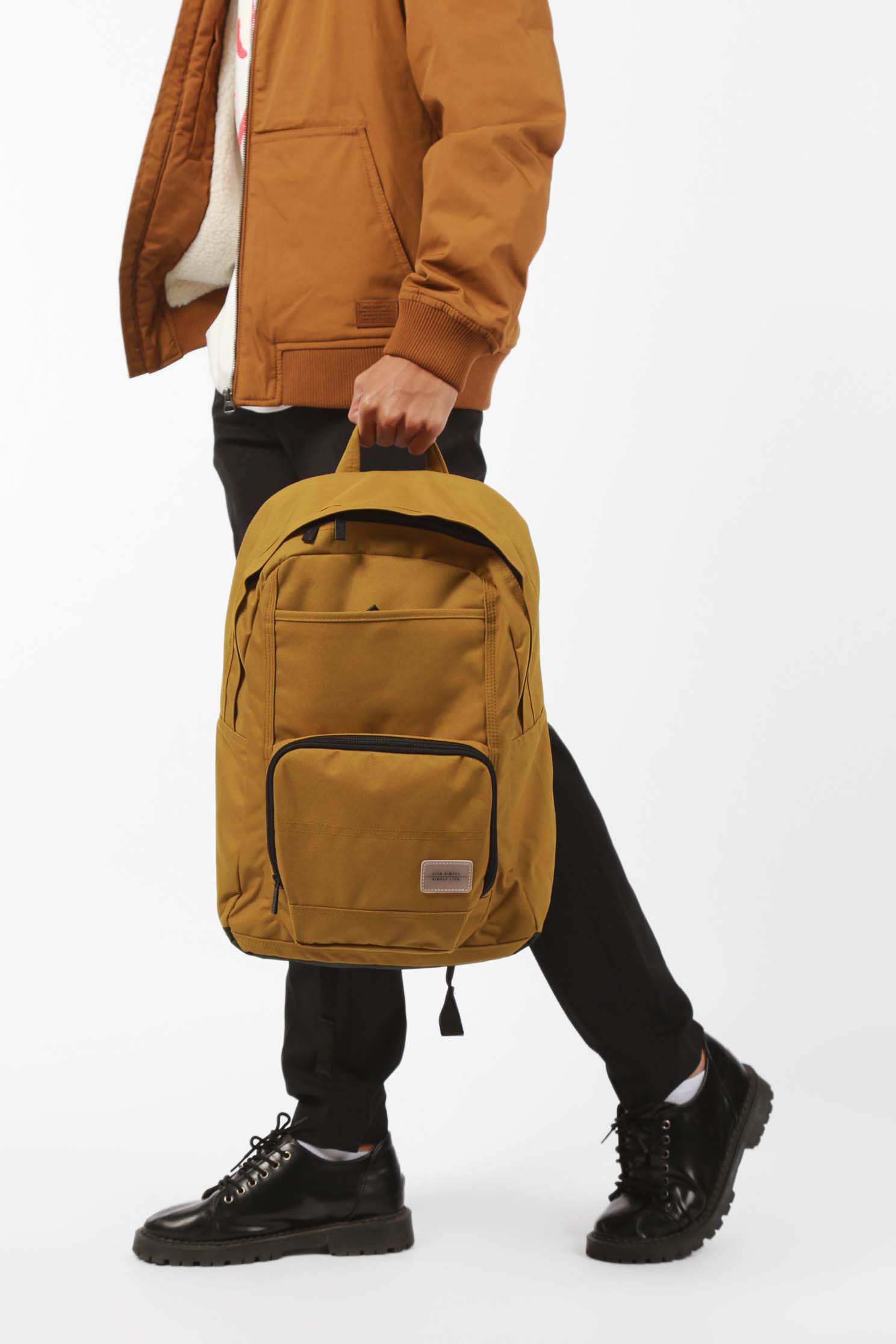Multi-Pocket Backpack | TEN11